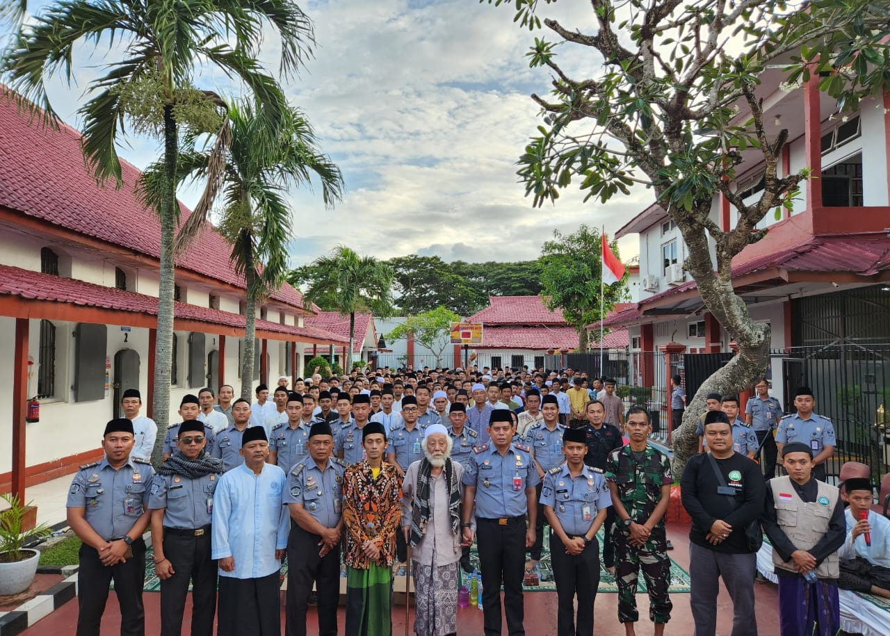 Refleksi Akhir Tahun dan Istighosah bersama Abuya Muhtadi : Lapas ...